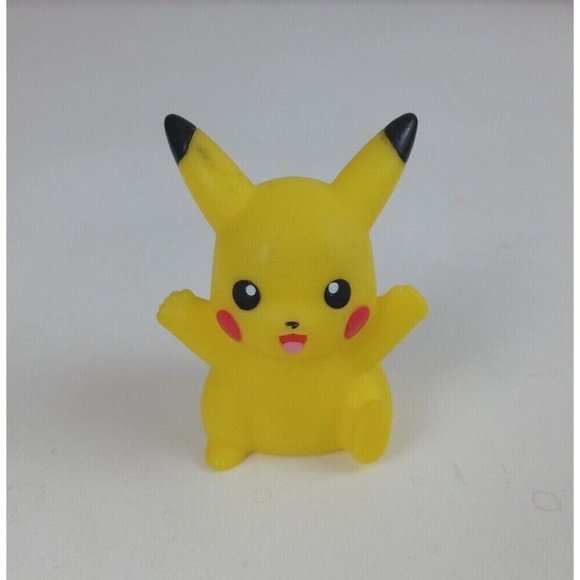 Bandai Namco | Toys | 206 Bandai Nintendo Pokemon Pikachu 2 Finger ...